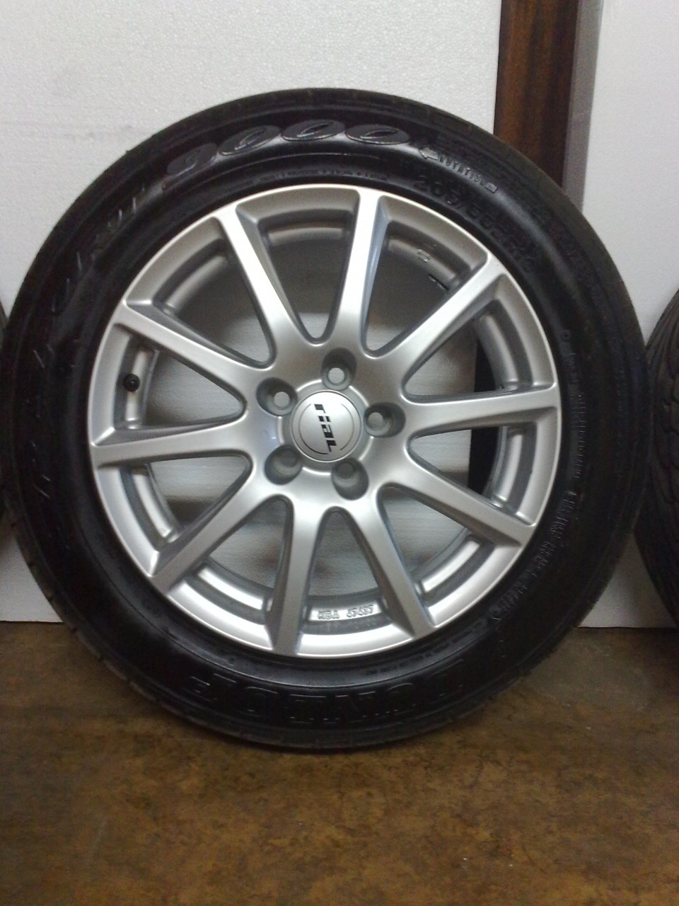 My perfect GAZ Volga Siber. 3DTuning - probably the best car configurator!