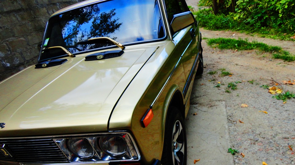 My perfect Lada 2103. 3DTuning - probably the best car configurator!