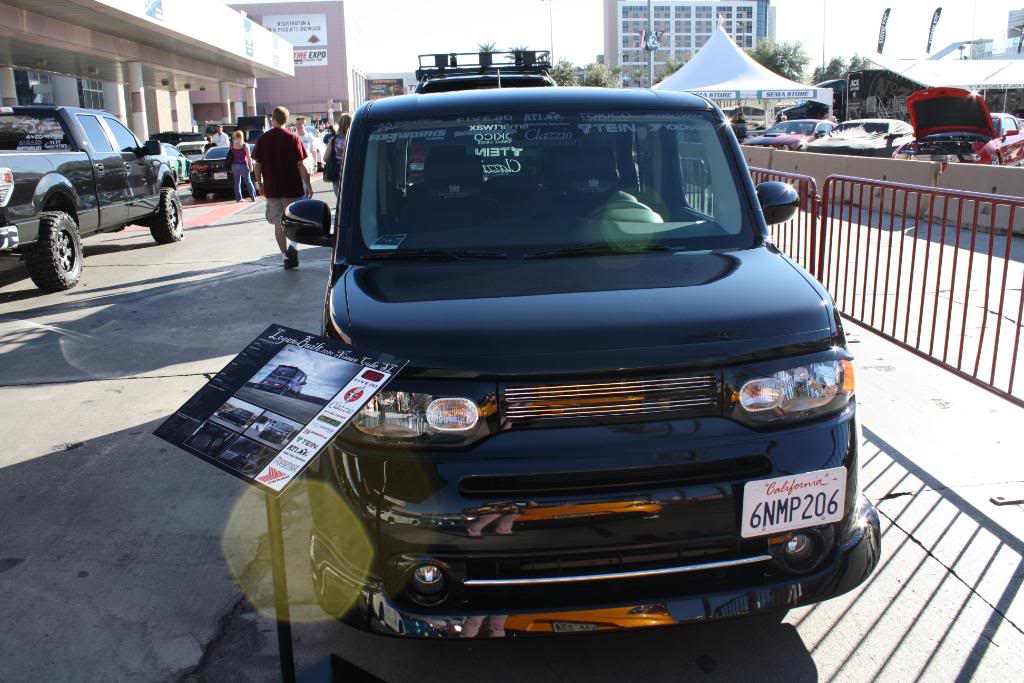 My perfect Nissan Cube. 3DTuning - probably the best car configurator!