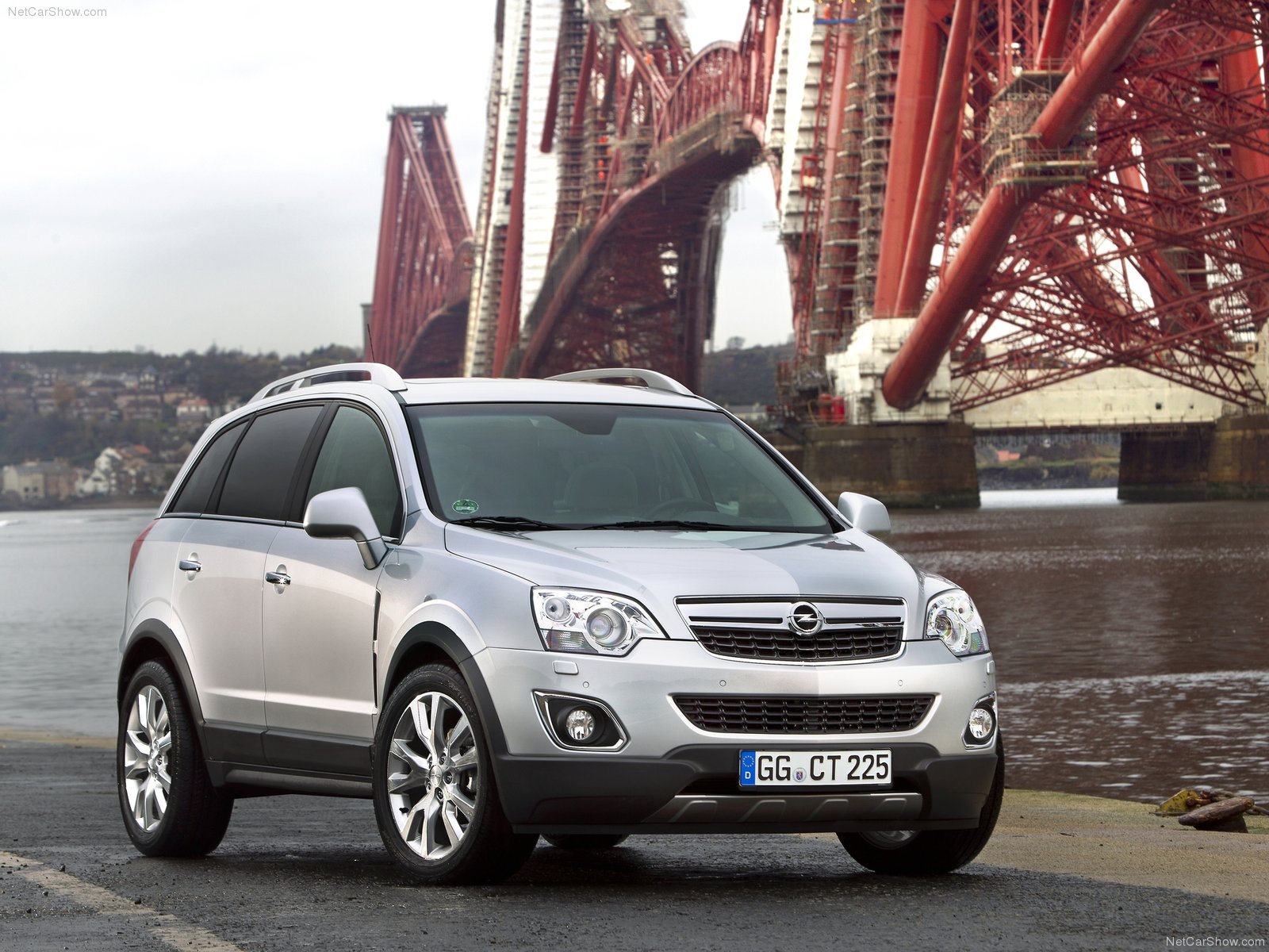 My perfect Opel Antara. 3DTuning - probably the best car configurator!