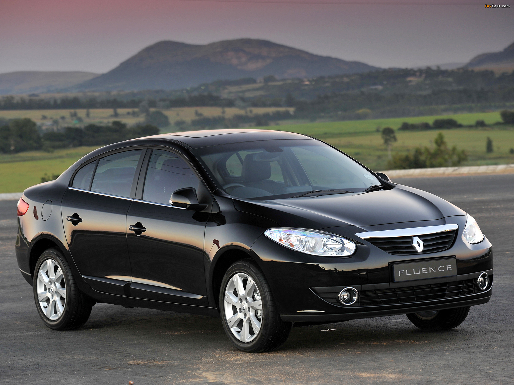 My perfect Renault Fluence. 3DTuning - probably the best car configurator!