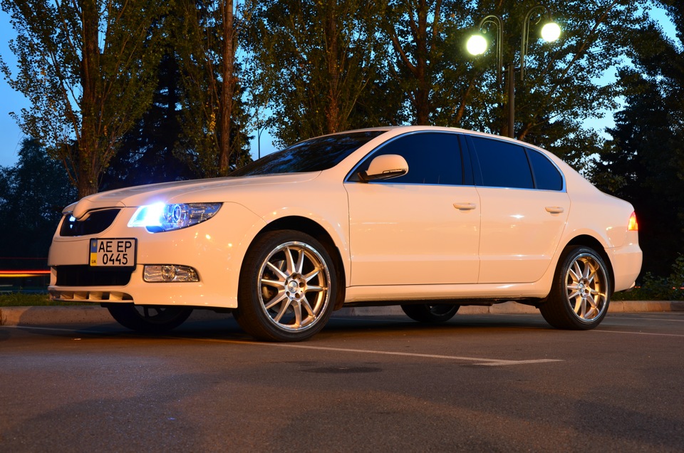 My perfect Skoda Superb. 3DTuning - probably the best car configurator!