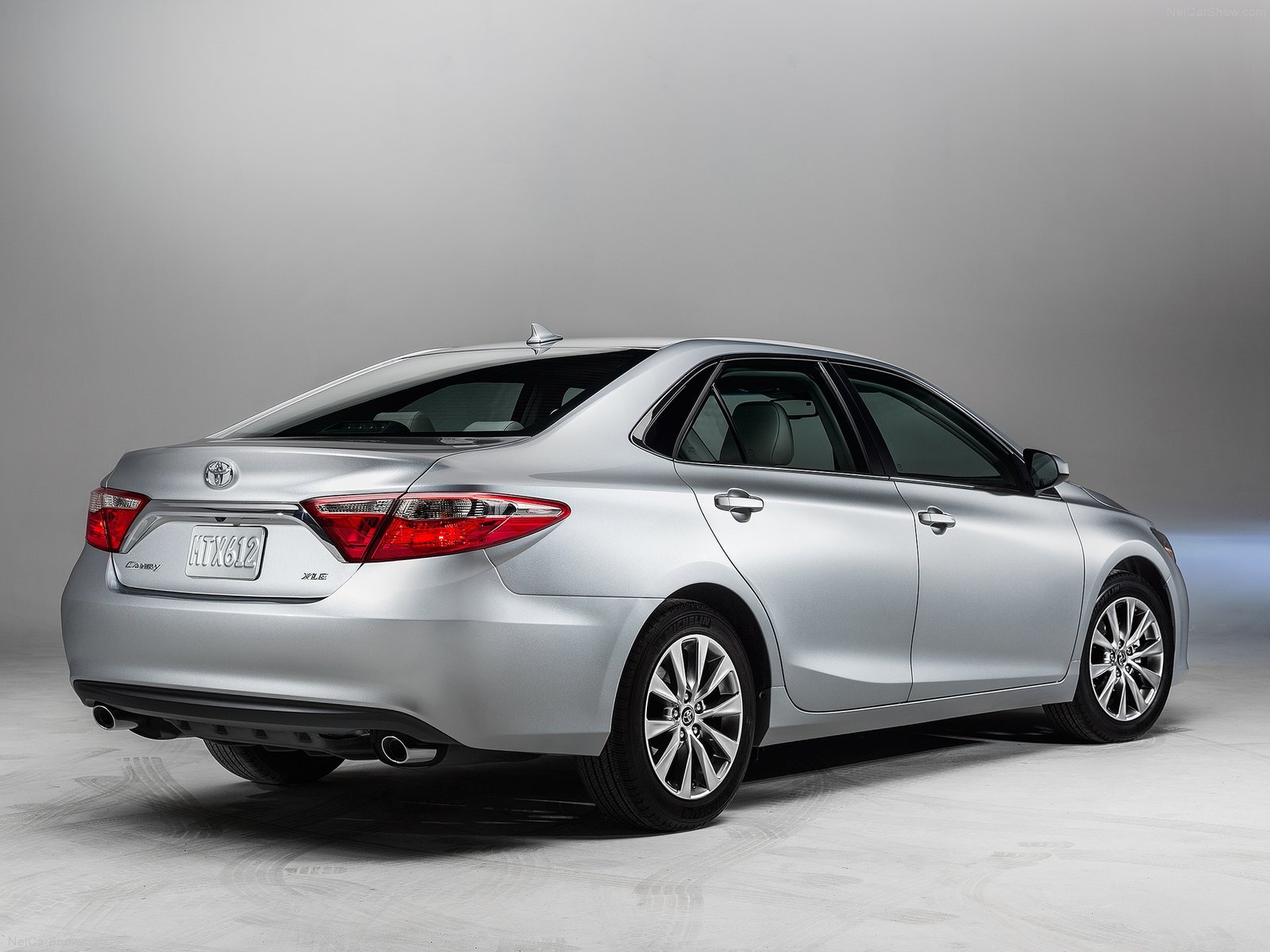 My perfect Toyota Camry. 3DTuning - probably the best car configurator!