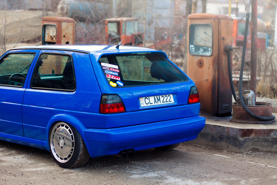 My perfect Volkswagen Golf 2 Gti. 3DTuning - probably the best car ...