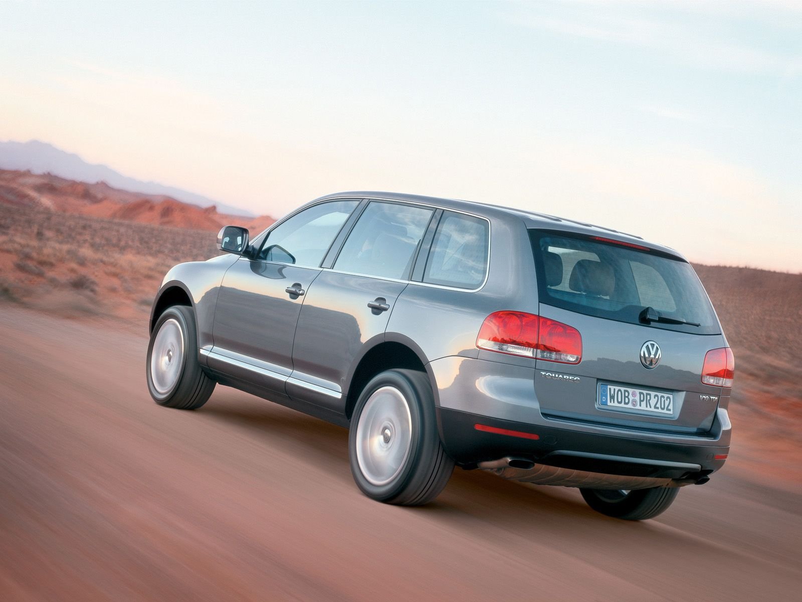 My perfect Volkswagen Touareg. 3DTuning - probably the best car ...