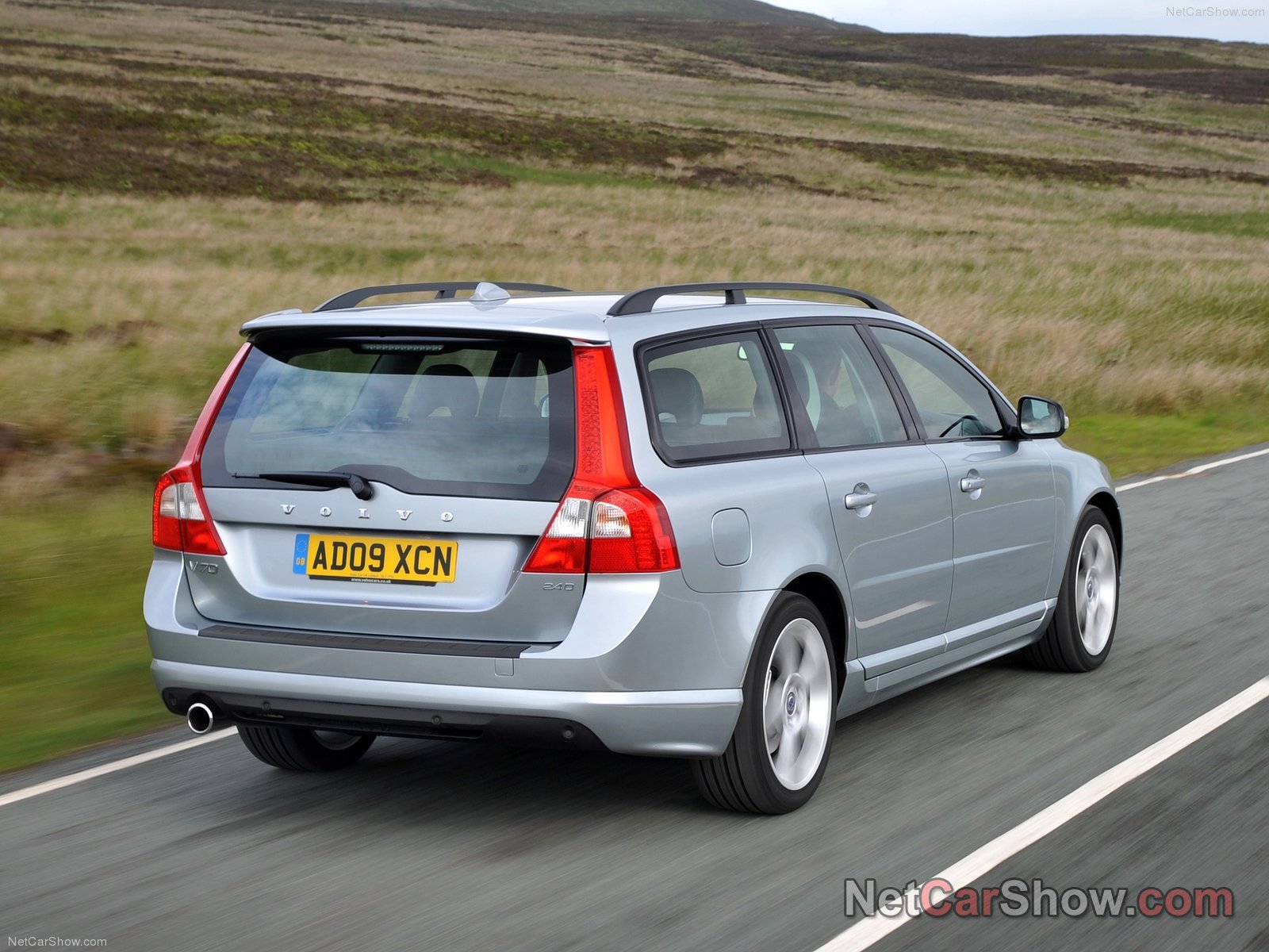 Volvo V70 Wagon 2011